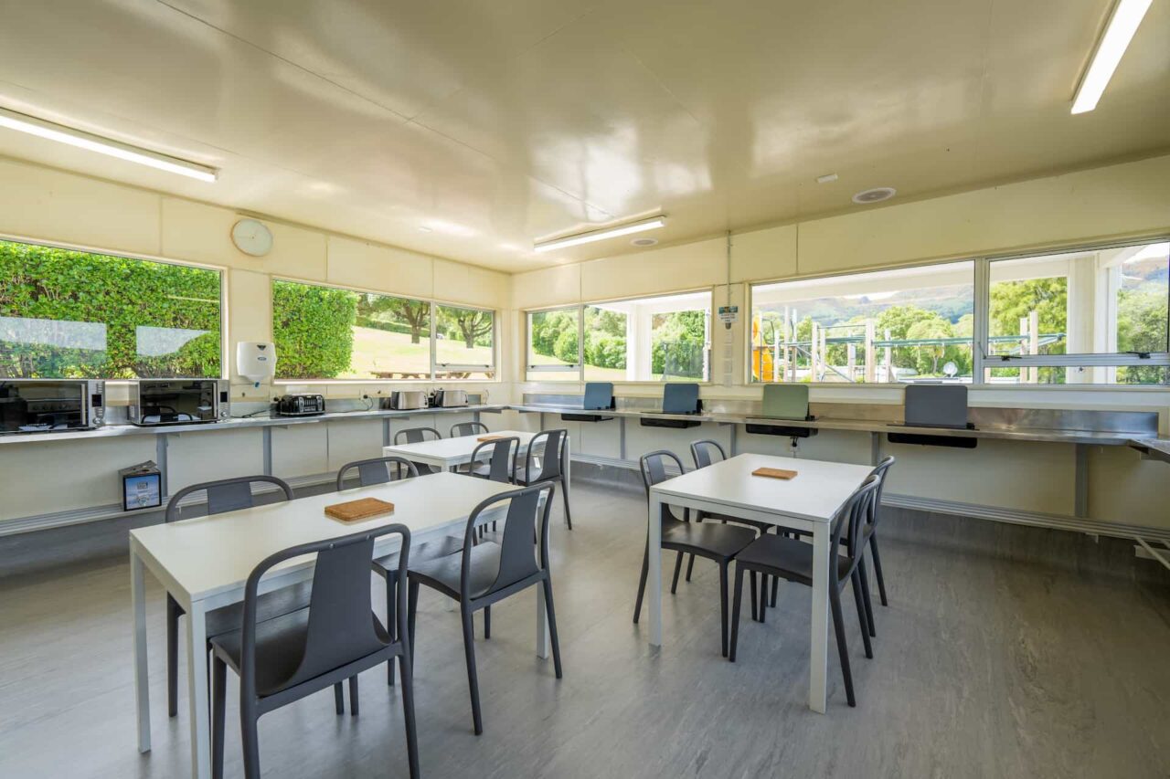 Camping Sites - Akaroa TOP 10 Holiday Park