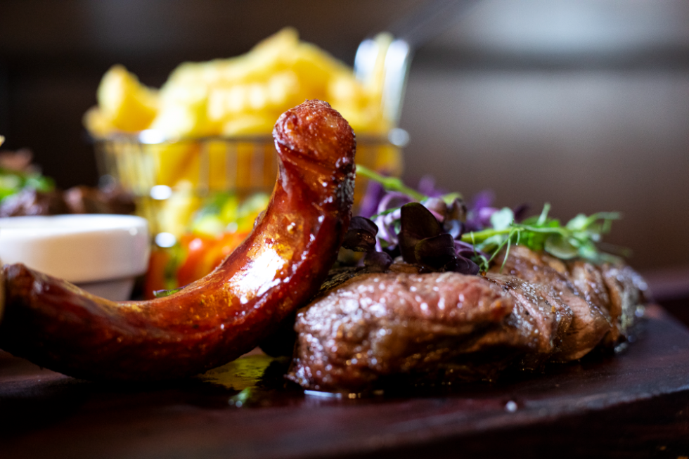 Bully Hayes Restaurant & Bar - Akaroa Top 10 Holiday Park