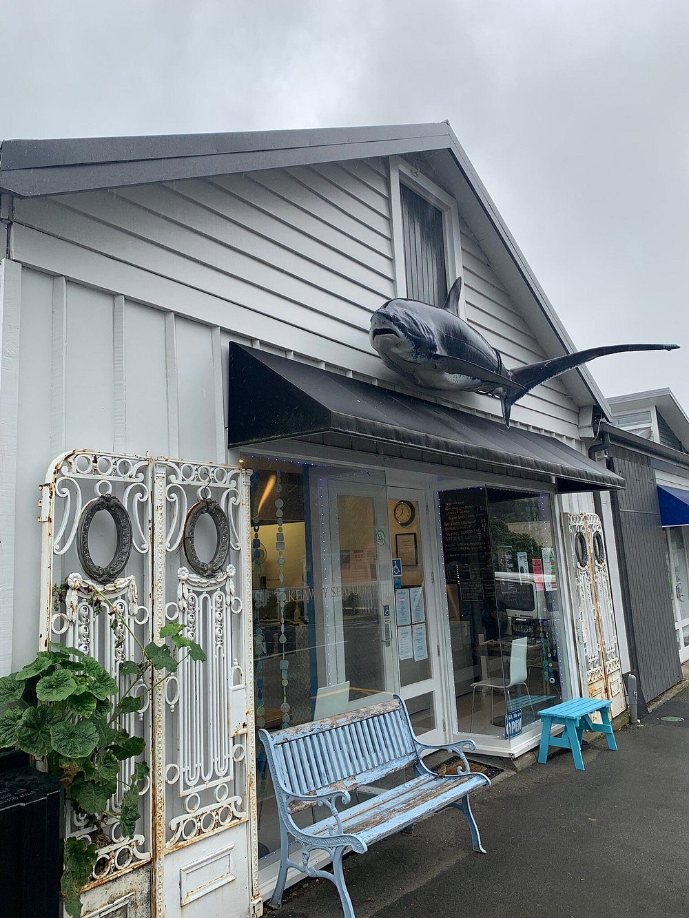 Places To Eat - Akaroa TOP 10 Holiday Park